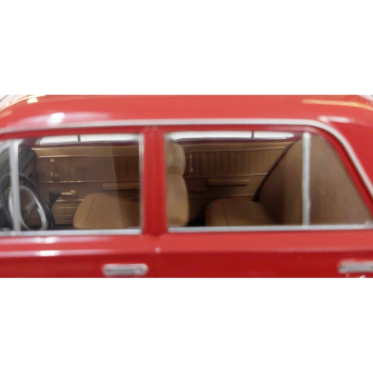 Lada 1200 1970, Zsiguli, 1/24, piros