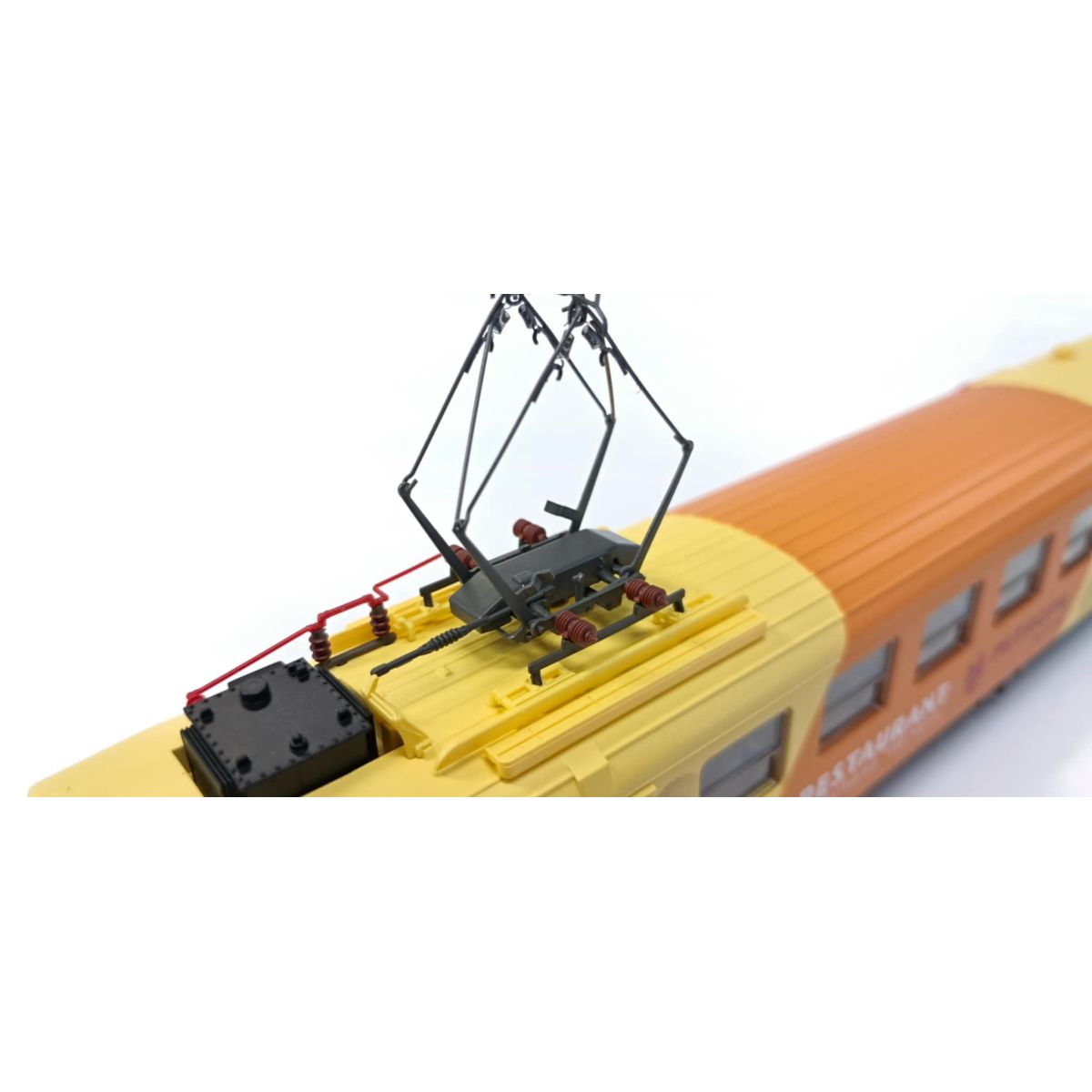 PIKO 97318 Étkezőkocsi, WR, EW I, Mitropa, BLS V