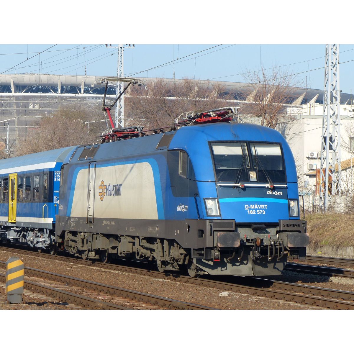 ROCO 7510184 Villanymozdony, Akiem Taurus, BR 182 573-6, MÁV VI ...