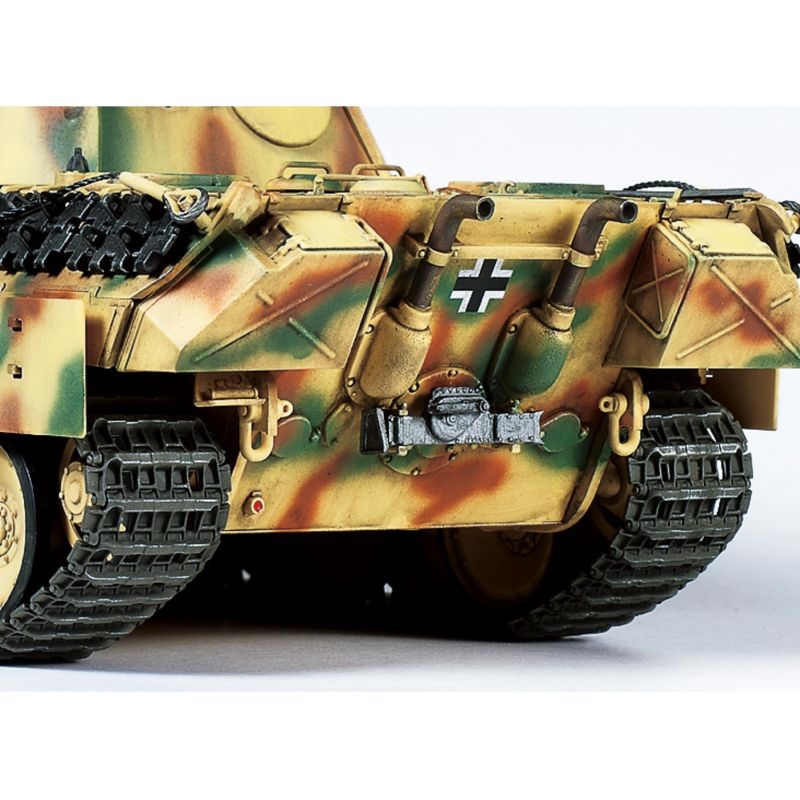 Tamiya 35345 1:35 Dt. PzKpfw. Panther Ausf. D - Harcjárművek ...
